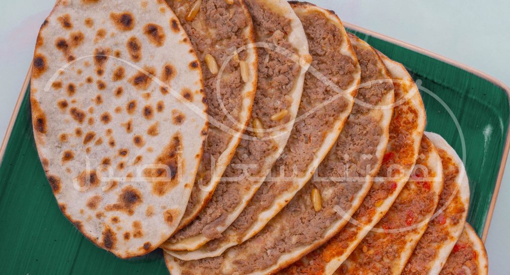 Best Authentic and Tasty Safiha in Dubai – Al Mashawi Al Halabya Restaurant