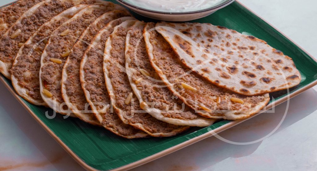 Best Authentic and Tasty Safiha in Dubai – Al Mashawi Al Halabya Restaurant